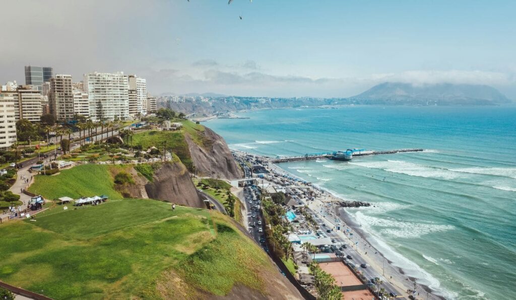 Las 5 mejores playas en Lima para relajarte frente al mar - Rentennials